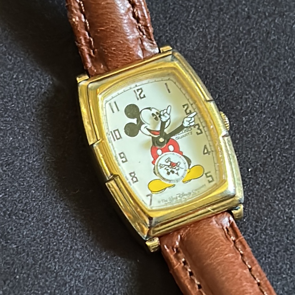 Walt Disney Seiko Quartz Mickey Mouse Watch - Gem